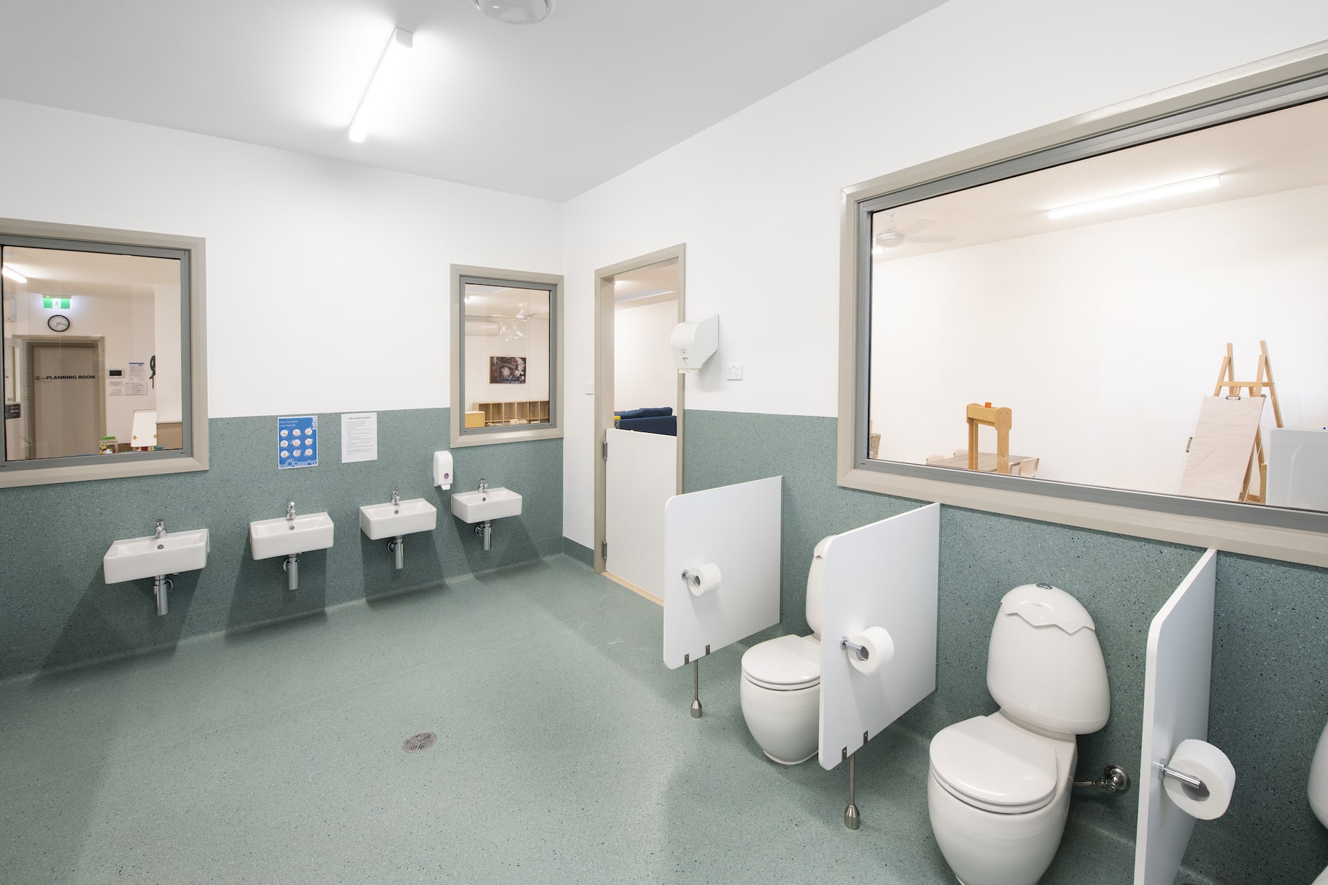 Dondra Head Unit Trust - Lighthouse Funds Management